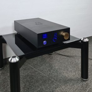 Pre Amplifier - Danish Audio Design International